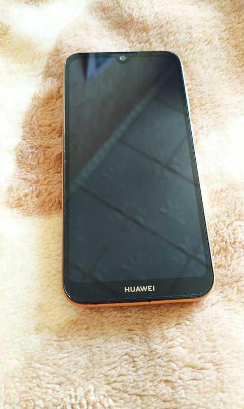 Продам смартфон Huawei Y5 2019 в отличном состояни