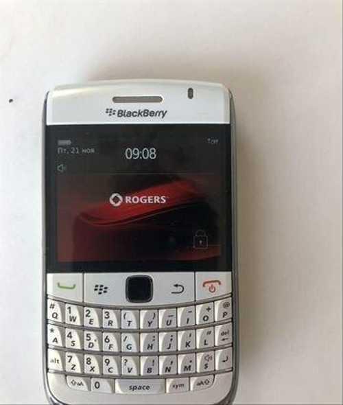Blackberry Bold 9780 белый