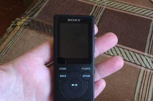 Mp3 плеeр Sony Walkman e394