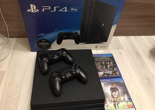 Sony PS4 Pro 1Tb 2 Геймпада