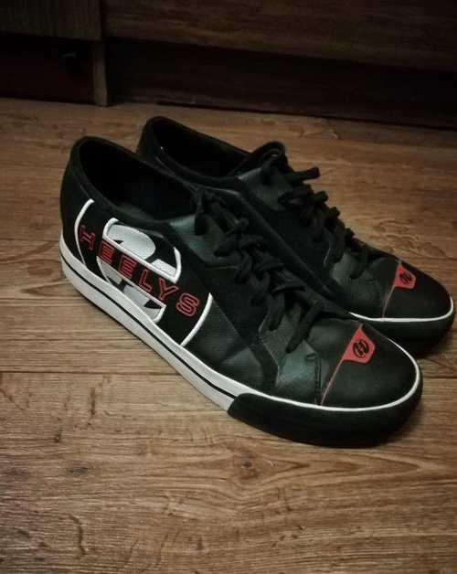 Роликовые кроссовки Heelys