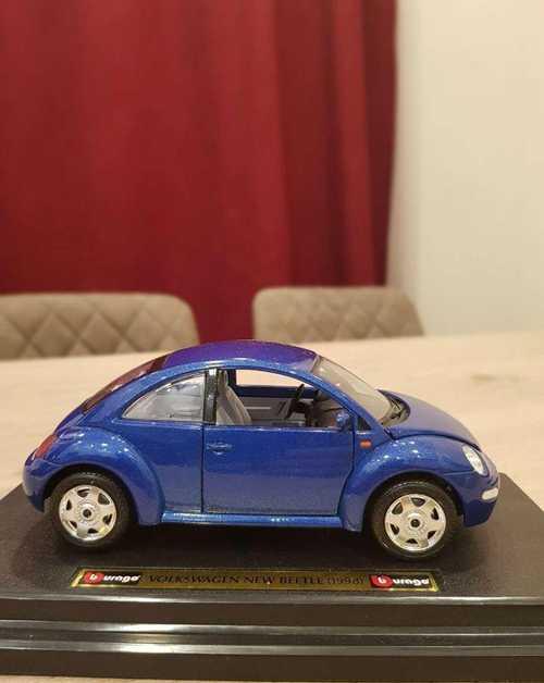 Burago VW new Beethle 1/18