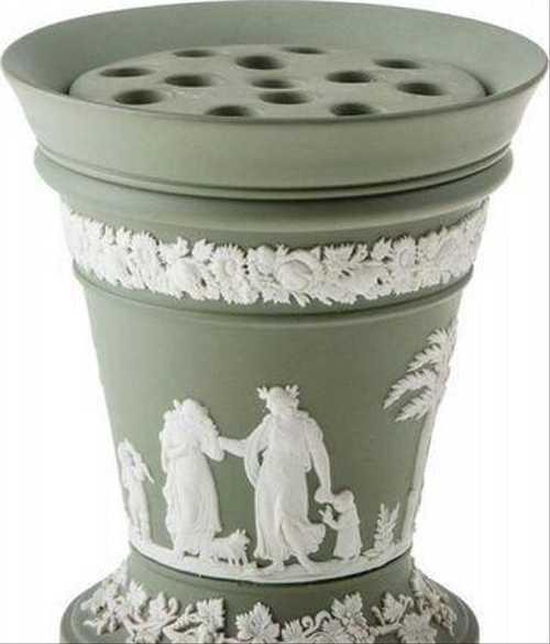 Фарфоровая ваза Wedgwood Made in England