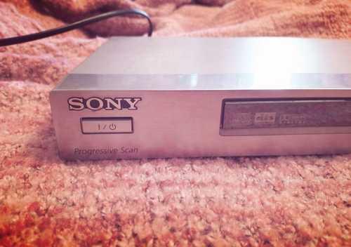 CD/DVD плеер Sony