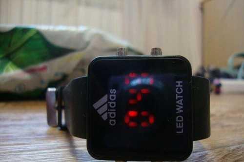 Наручные спортивные часы Adidas Led Watch black