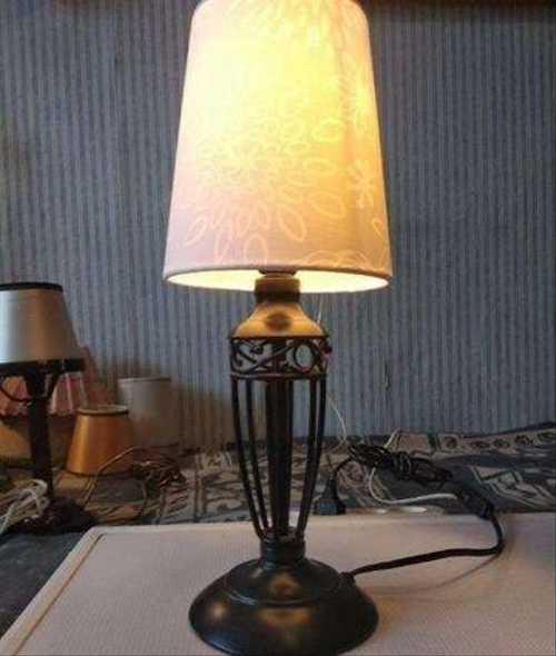 Лампа настольная. Светильник