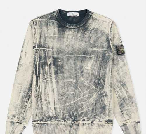 Stone island hand corrosion