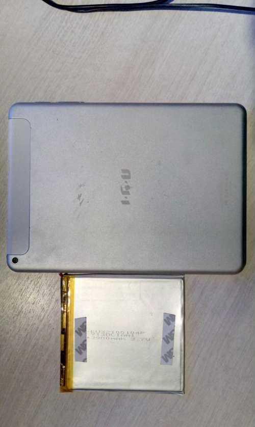 IRU Pad Master M7801G 1Gb 16Gb SSD 3G