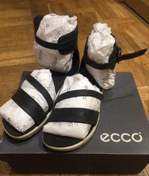 Босоножки для девочки Ecco 33р