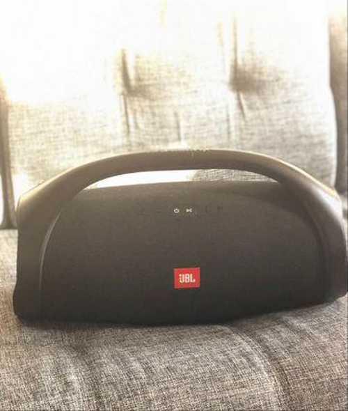 Колонка JBL Boombox