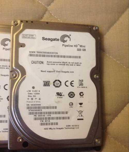 Seagate серийный номер. Seagate sdc003. Seagate 2002 год. Seagate люстры. Seagate za80cv10002.