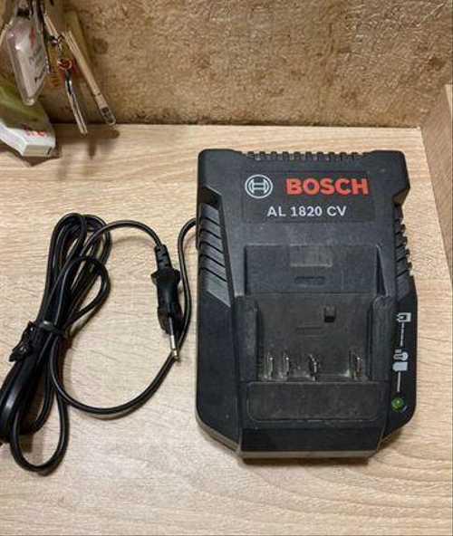 Зарядное устройство Bosch 1820