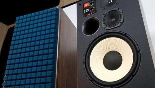 JBL L82 Classic Loudspeaker