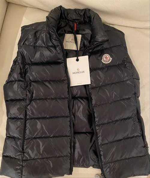 Новый жилет Moncler Ghany size 2 (S) оригинал