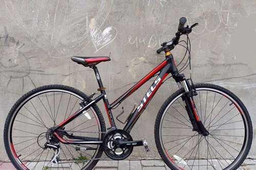 Stels Cross 150 (28"/Shimano Acera)