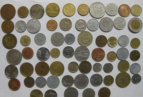 Подборка (коллекция) из 65 монет 65 стран мира
