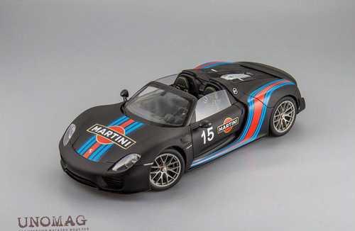 1:18 Porsche 918 Spyder Weissach Package Martini