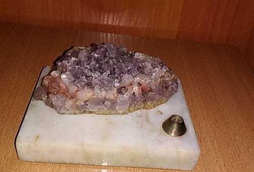 Подставка под ручку аметистовая друза