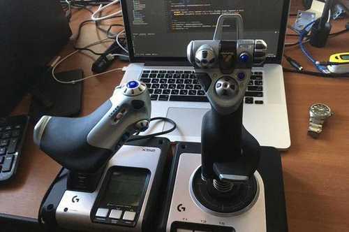 Джойстик Logitech X52 H.O.T.A.S