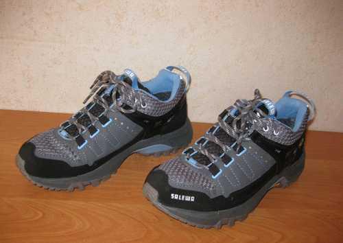 Кроссовки Salewa новые Core-tex