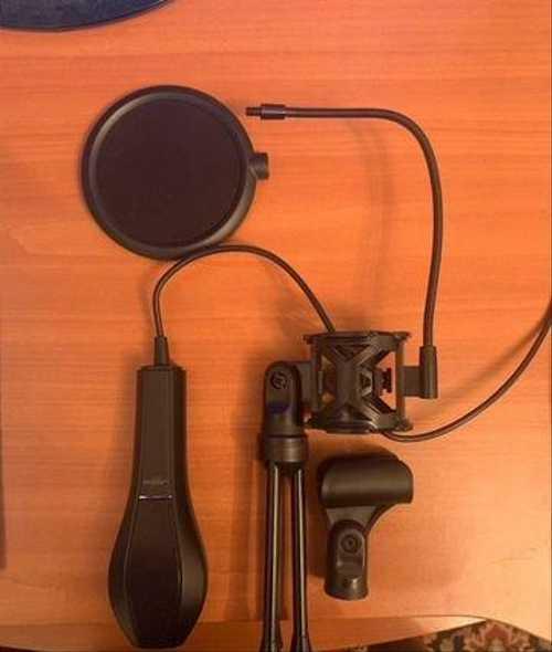 Микрофон для конференций hama Stream 400 Plus, чер