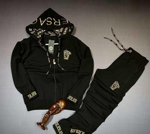 Костюми от Armani & Versace