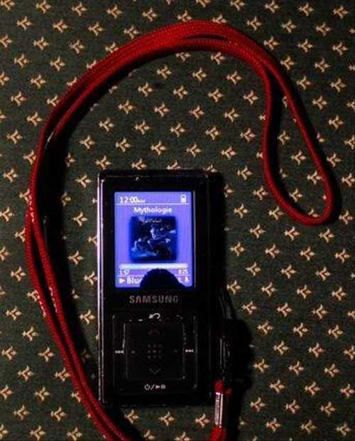 MP3-плеер 2 Гб SAMSUNG Z-metal + кабель
