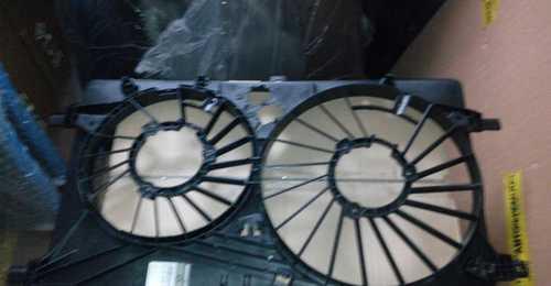 Диффузор вентилятора Renault Master 3