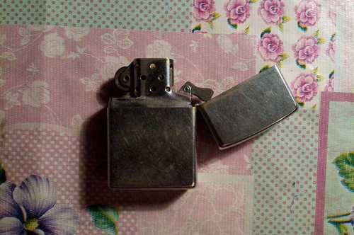 Зажигалка zippo бу
