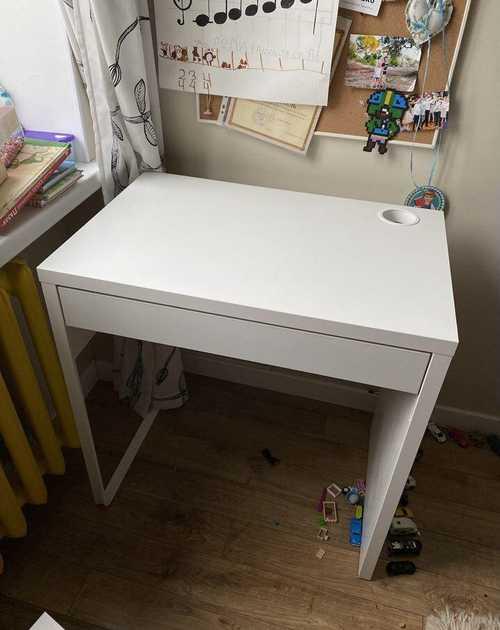 Письменный стол IKEA Микке