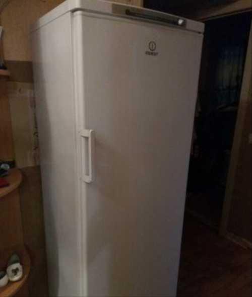 Морозильная камера indesit SFR167NF