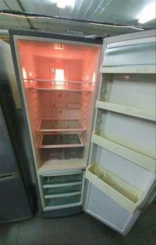 Холодильник серебристый daewoo no frost