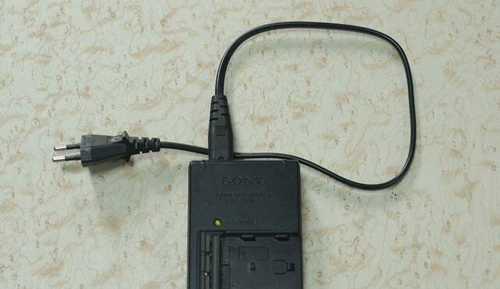 Зарядное устройство Sony BC-VM 10 для Alpha