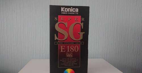 Видеокассета Konica SG 180 в упаковке
