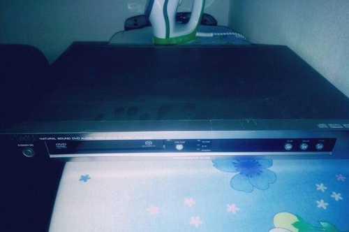 Yamaha DVD- S657