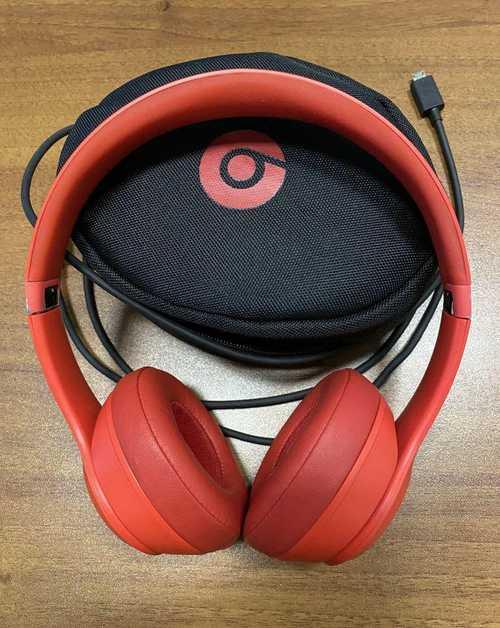 Наушники Beats Solo3 Wireless красные