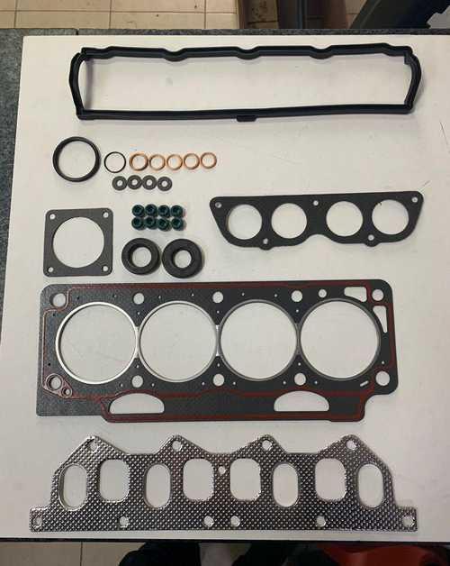 Комплект прокладок верхний Москвич 2141 F3R