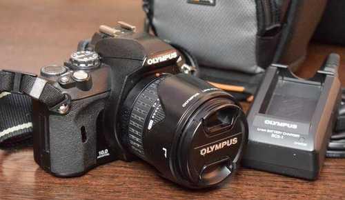 Зеркальный фотоаппарат Olympus E-410