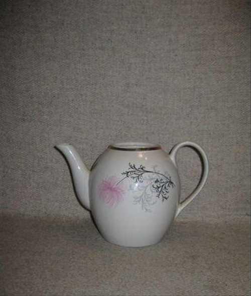 Заварочный чайник Хризантема Рижский фарфоровый