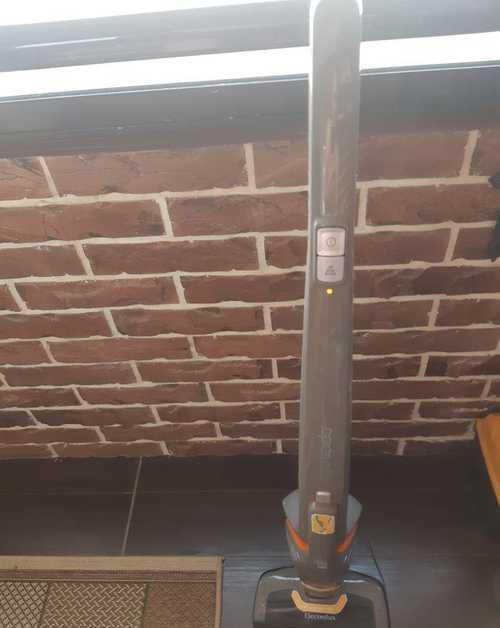 Пылесос ручной Electrolux ergo02