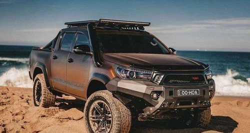 Силовой бампер алюминий Toyota Hilux Revo 2015