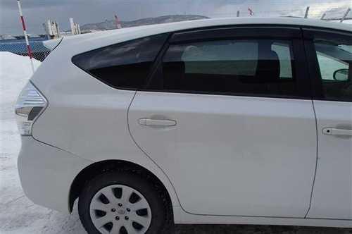 Крыло заднее правое Toyota Prius Alpha ZVW41 2ZR