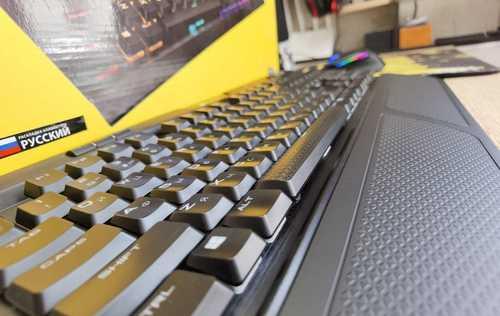 Игровая клавиатура Corsair K70 RGB MK.2 Low Pro
