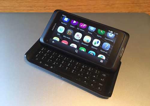 Nokia E7