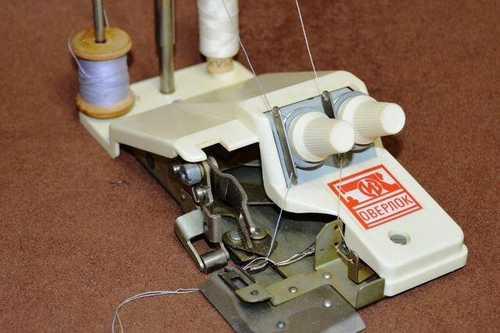 Оверлок-приставка для швейных машин