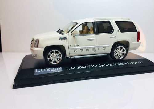 Cadillac Escalade Hybrid White Luxury 1:43