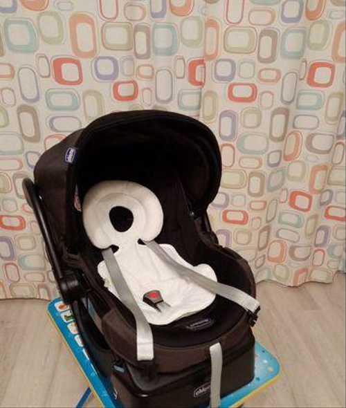 Автокресло Chicco 0+ (основание + люлька переноска