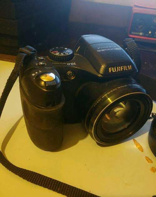 Fujifilm FinePix S2000HD