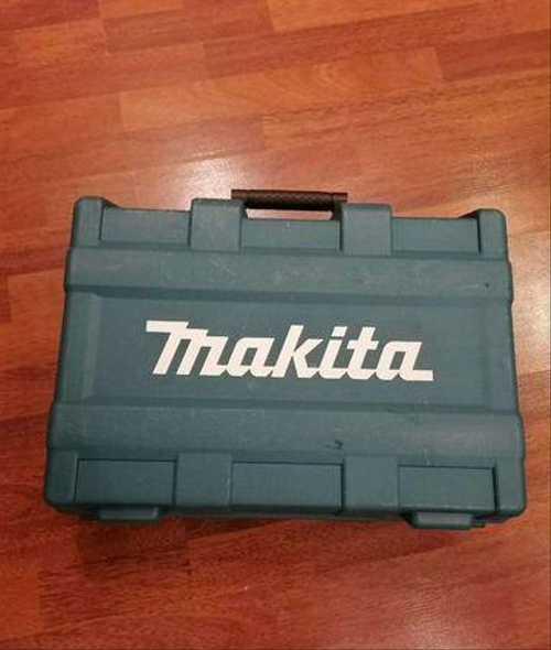 Кейс Makita DGA504rf