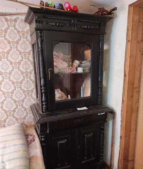 Антикварный буфет